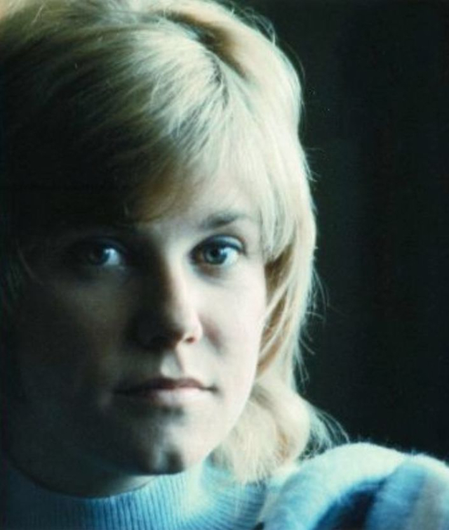 25 Fascinating Portraits of a Young Anne Murray in the 1970s | Vintage ...