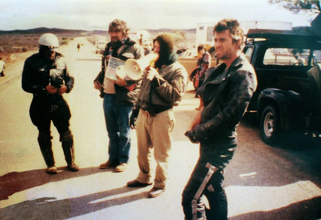A Gallery of 80 Amazing Behind the Scenes Photos From the Making of ...
