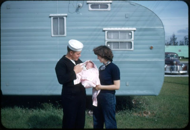 Amazing Color Photos Document Everyday Life of an American Family in ...