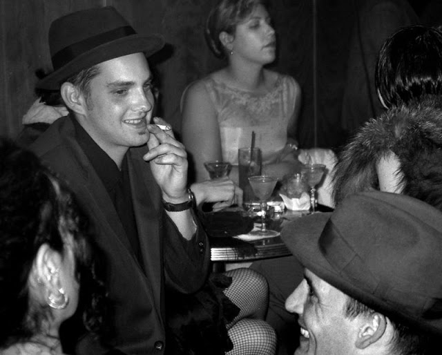 Black and White Photos of Bar Scenes at Club Deluxe, San Francisco in ...