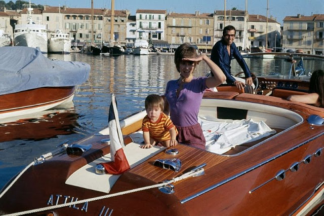 Color Photos Capture Life in Brazil in 1957 | Vintage News Daily