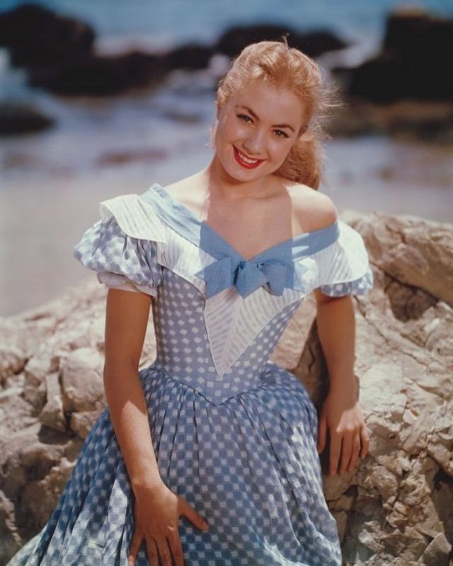 Shirley Jones: One of the Most Beautiful Stars of the 1950s | Vintage ...