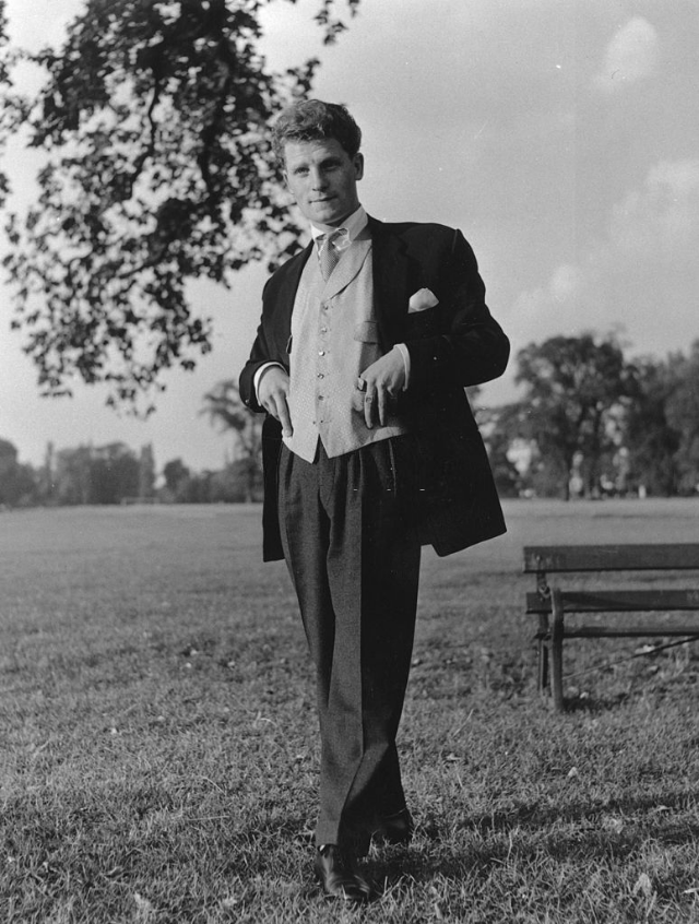Vintage Photos Capture Dapper Teddy Boys From the 1950s to the 1970s ...