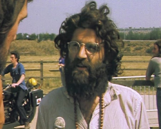 33 Amazing Photos That Show What Hippie Britain Was Really Like ...