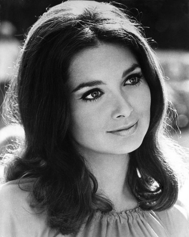 Beautiful Actresses In Their 70S Beautifuljullld
