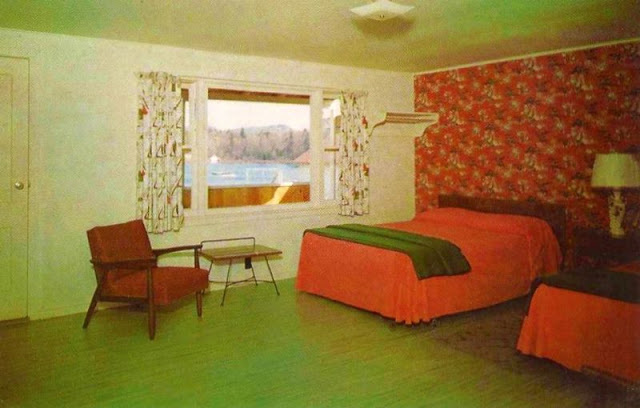 44 Cool Pics Show Bedroom Interior of the 1950s and '60s American ...