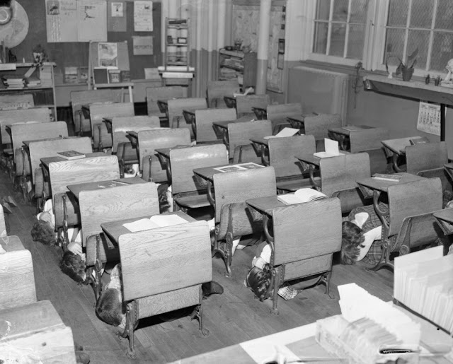 During 1950s Cold War, U.S Children Taught to Duck and Cover | Vintage ...