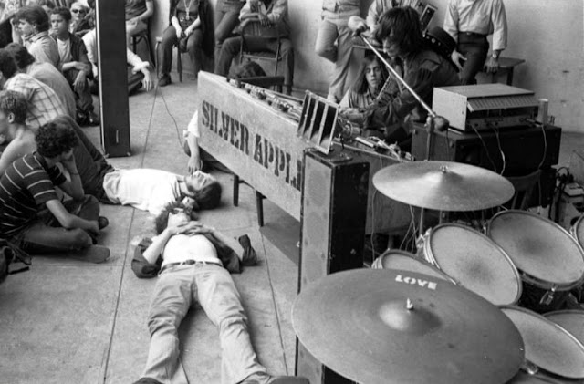 Amazing Photographs of the Silver Apples Performing in New York City ...