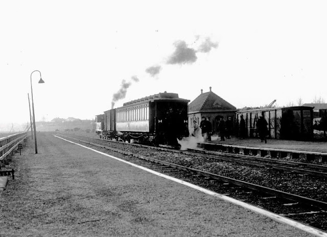 Vintage Photos Show Mainly Ambiance Around the Dutch National Railways ...