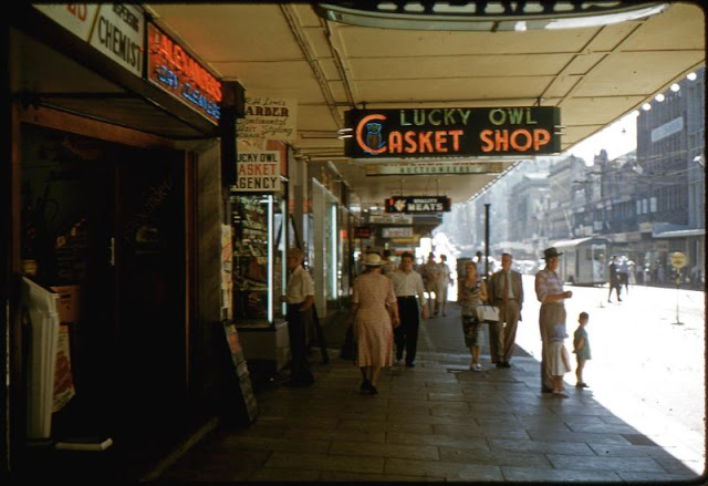 Amazing Kodachrome Slides Capture Street Scenes of Australia in the ...