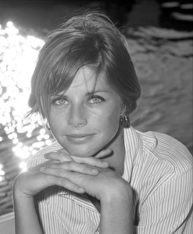 30 Fabulous Portrait Photos of Jan Smithers in the 1960s and ’70s ...