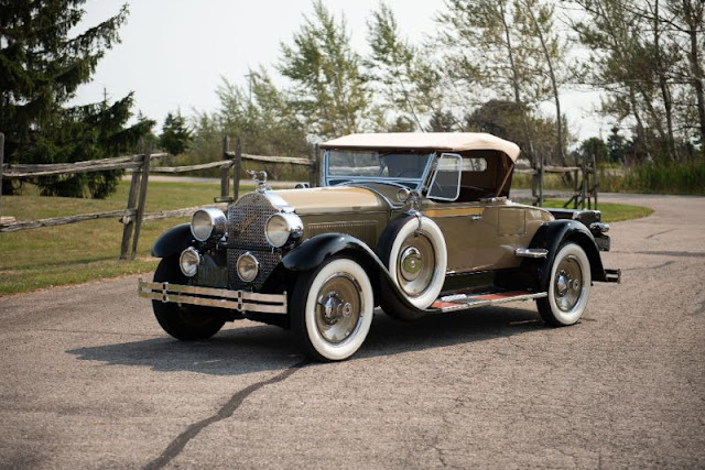 Beautiful Photos of the 1928 Packard Six Runabout | Vintage News Daily