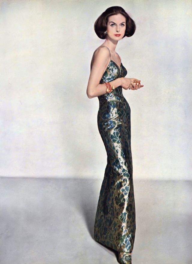 Beautiful Fashion Designs by James Galanos in the 1950s | Vintage News ...