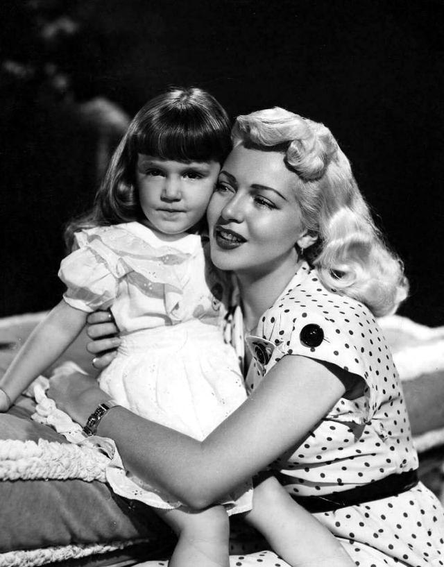 Vintage Photos of Lana Turner With Her Daughter Cheryl Crane in the ...
