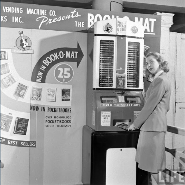 Book-O-Mat, the 1947 Pocket Book Vending Machine | Vintage News Daily