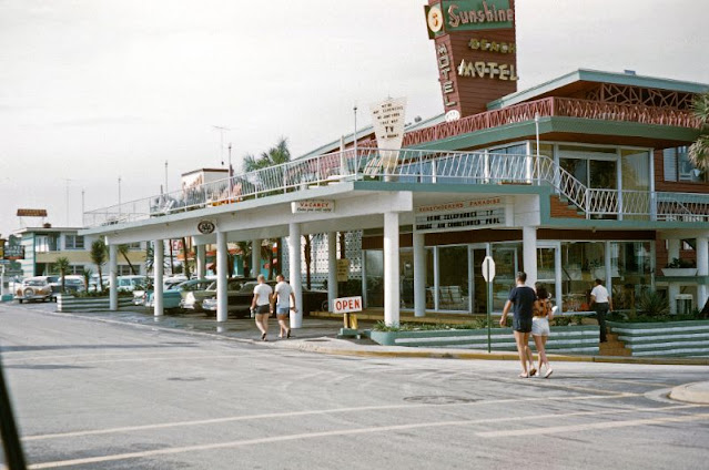 Found Photos of Motels and Hotels in the U.S in the 1960s and ’70s ...