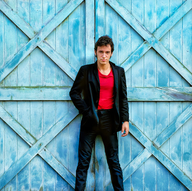 “Last Man Standing”: Bruce Springsteen by Eric Meola, 1977 | Vintage ...