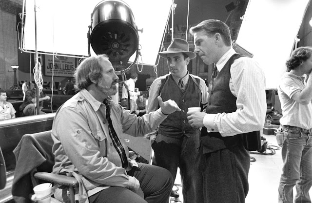 35 Amazing Behind the Scenes Photos From the Making of “The ...