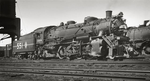 Amazing Steam Locomotive Photos From 1950s America | Vintage News Daily