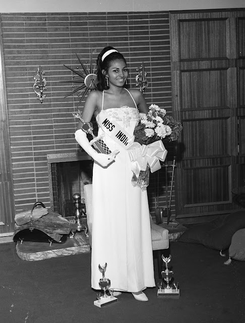 Pam Grier as a Beauty Pageant Winner in the 1960s | Vintage News Daily