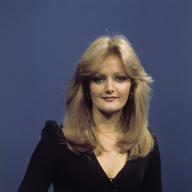 40 Amazing Photos of a Young Bonnie Tyler From Her Early Music Career ...