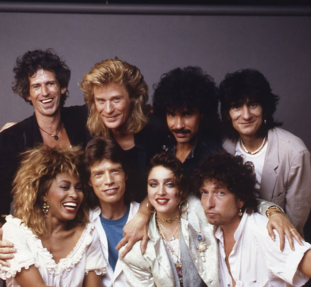 Backstage at 1985 Live Aid in Philadelphia, Pennsylvania. | Vintage ...