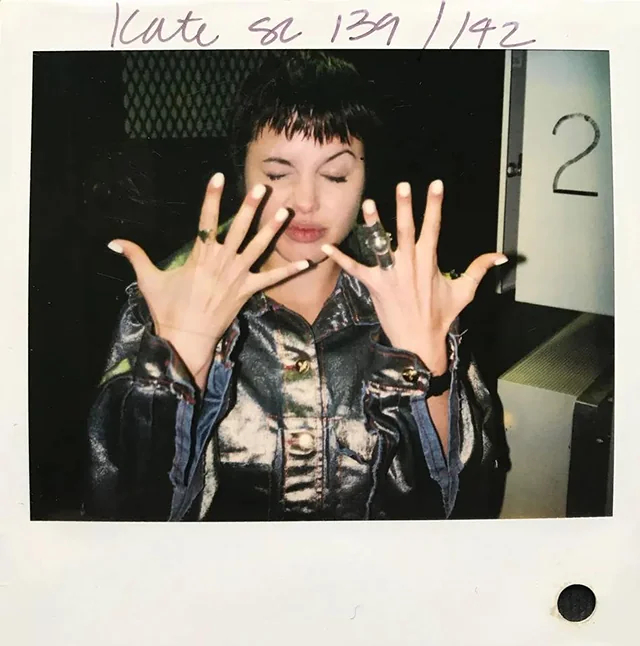 27 Behind the Scenes Polaroid Snapshots From the Making of the 1995 ...