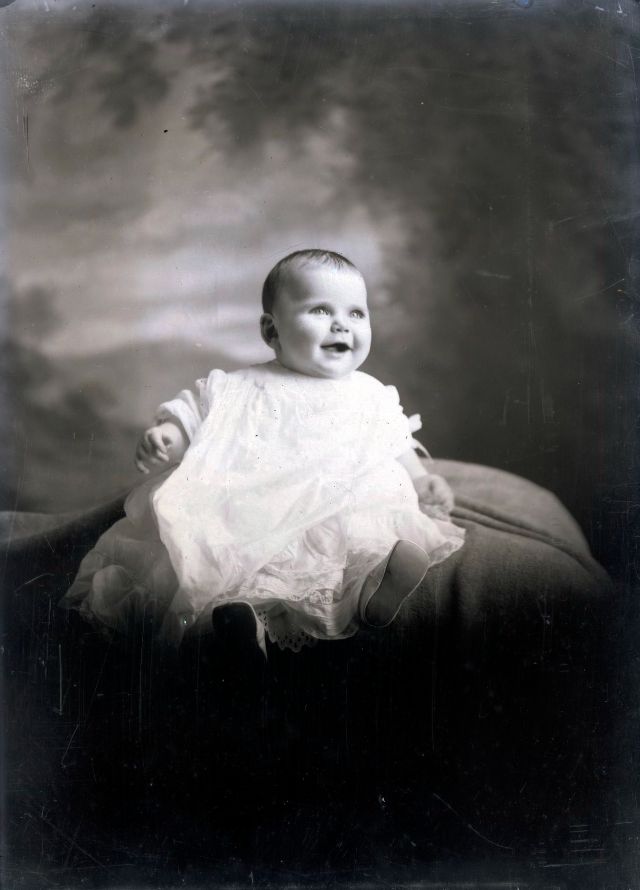 40 Lovely Studio Portraits of Edwardian Babies From the Early 1900s ...