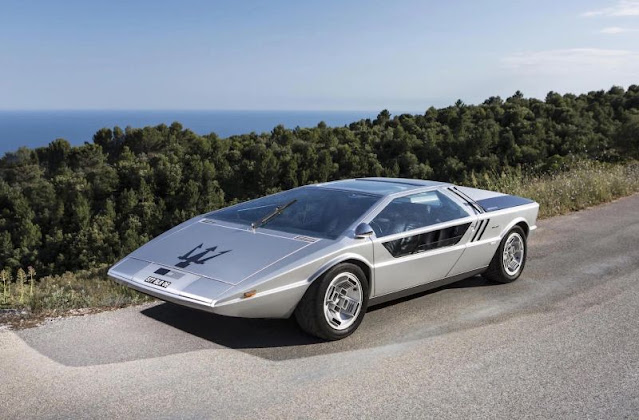 Maserati Boomerang: The Futuristic Wedge-Shaped Concept Car of the ...