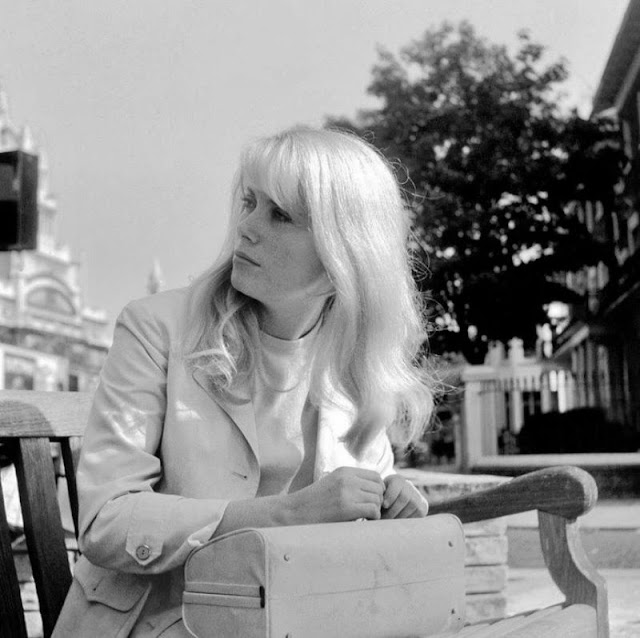 Vintage Portraits of Catherine Deneuve During the Filming of ‘Repulsion ...