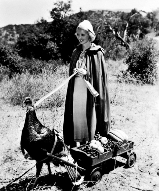 Funny Photos of Classic Hollywood Stars Walking Turkey | Vintage News Daily