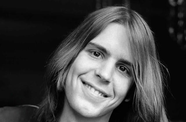 30 Amazing Photos of a Very Young Bob Weir of the Grateful Dead in the ...