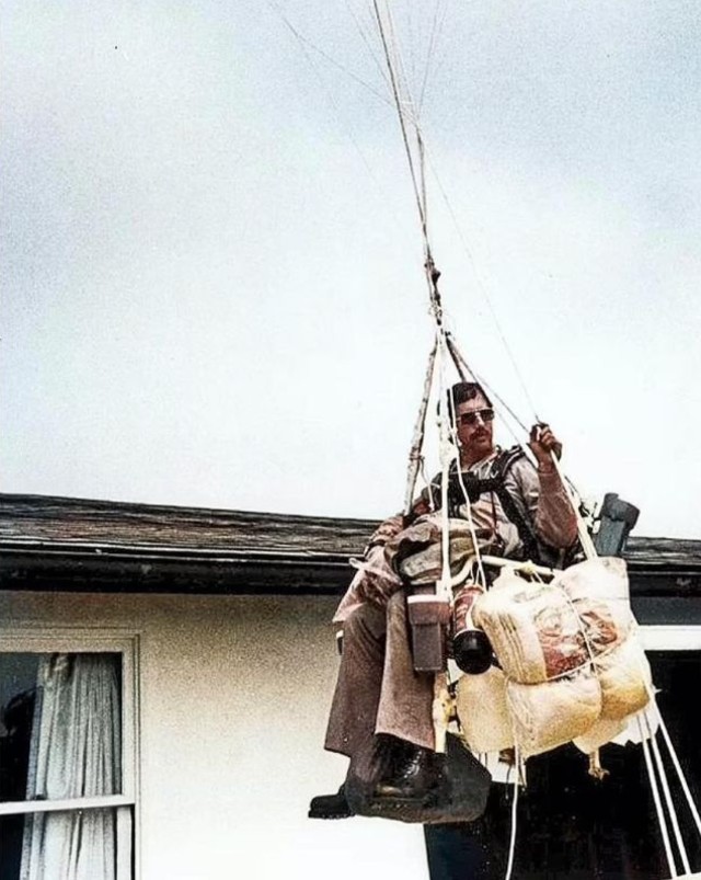 Lawnchair Larry’s Epic Balloon Flight in 1982 | Vintage News Daily